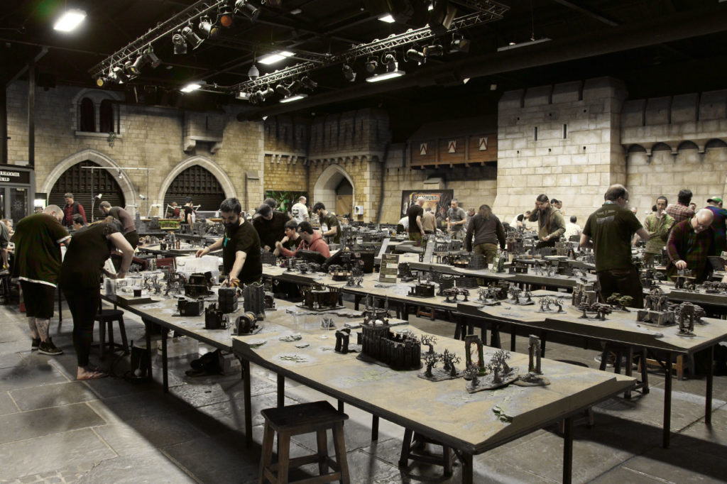 Warhammer World 2018 – Hobbycenter, Spielbereich & Bugmans Bar ...