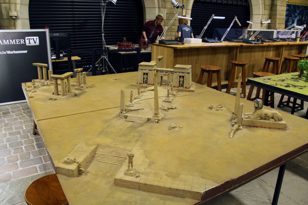Warhammer World 2018 – Hobbycenter, Spielbereich & Bugmans Bar ...
