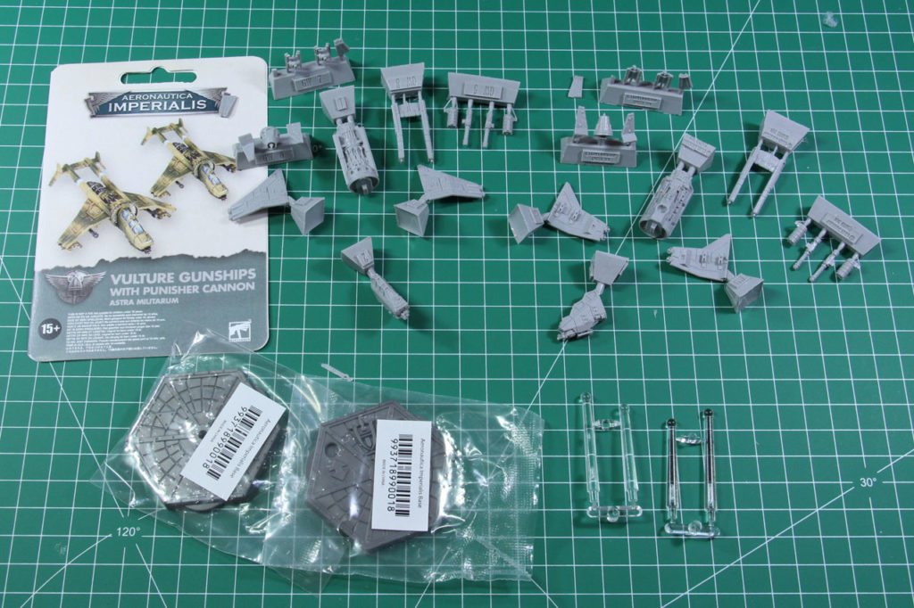 Aeronautica Imperialis – Arvus Lighter and Vulture Gunship « chaosbunker.de