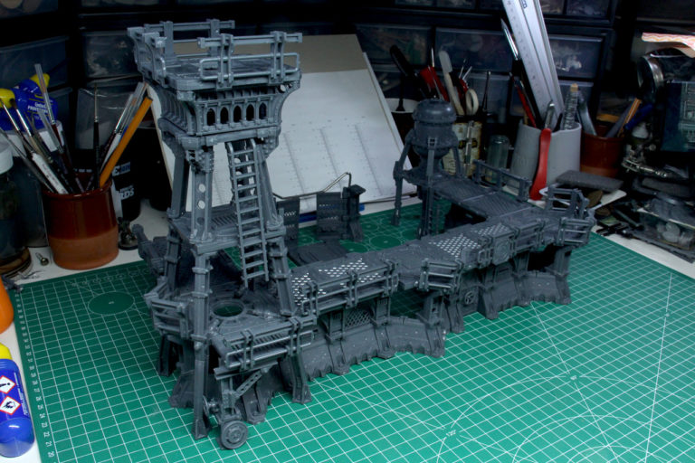 Necromunda – Zone Mortalis Gang Stronghold « chaosbunker.de