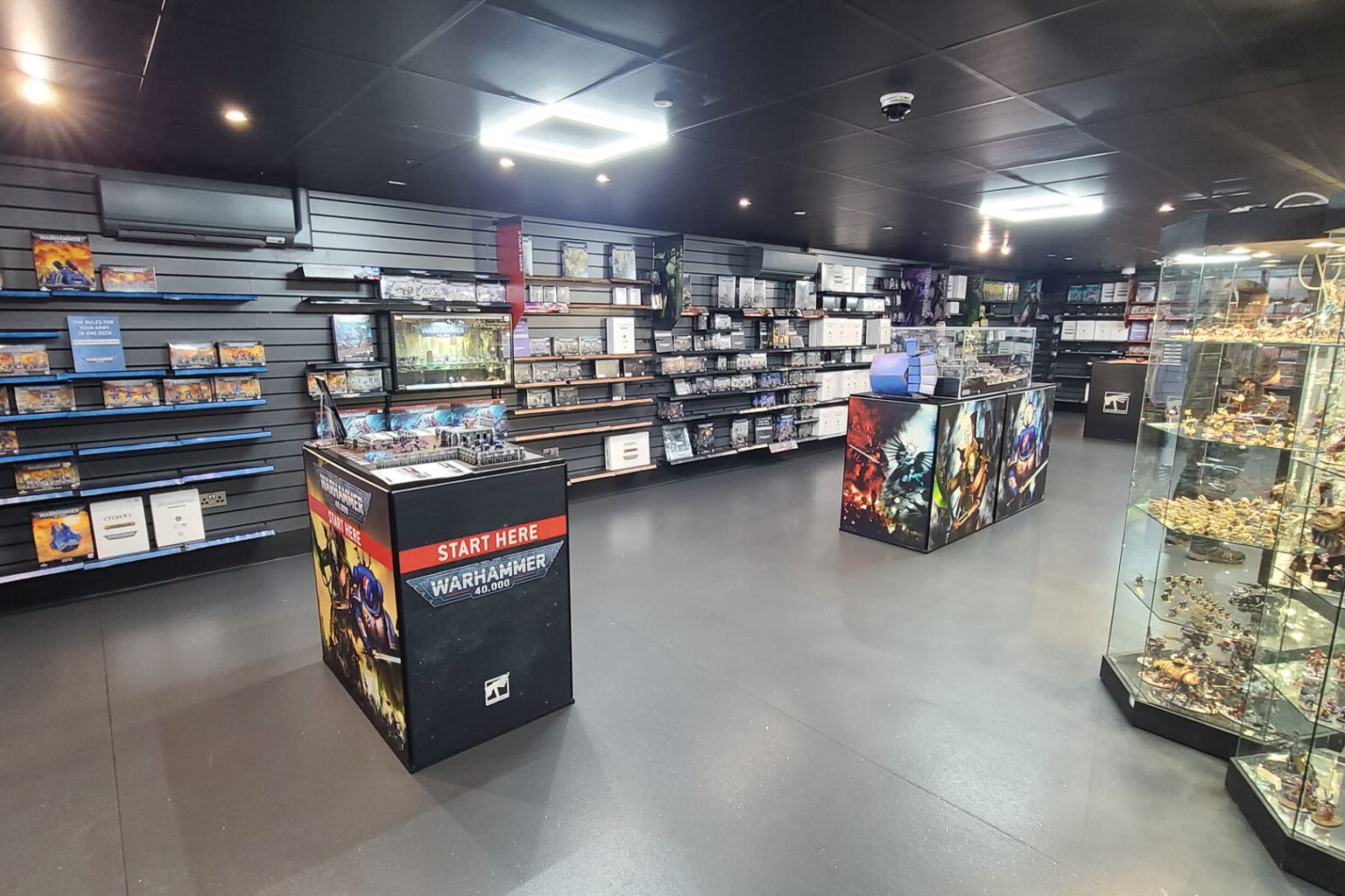 Warhammer World 2023 – Hobby Centre, Gaming Area & Bugmans Bar ...