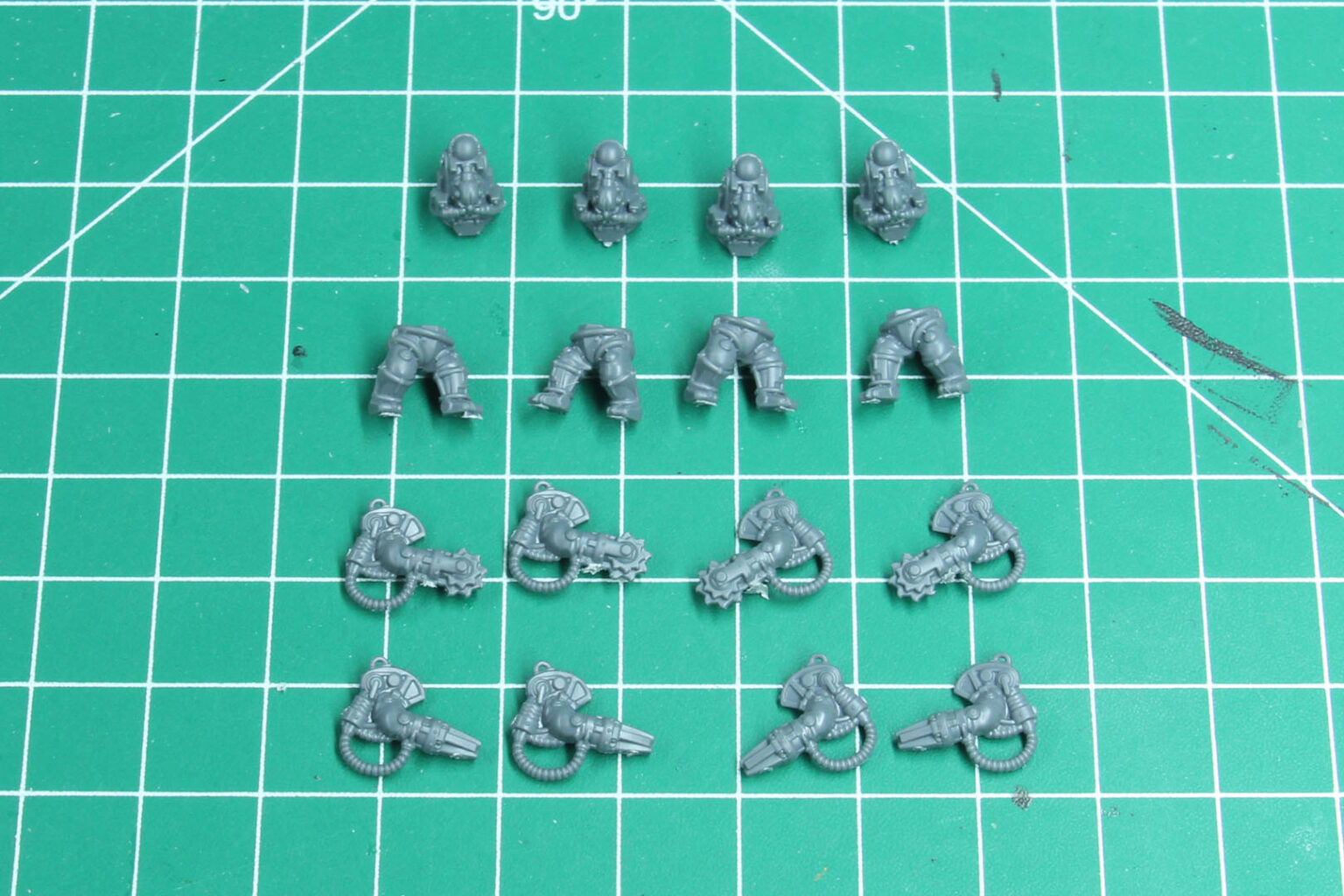 Legions Imperialis – The Solar Auxilia « chaosbunker.de