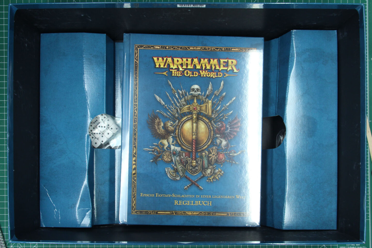 Warhammer The Old World – Kingdom of Bretonnia Unboxing « chaosbunker.de