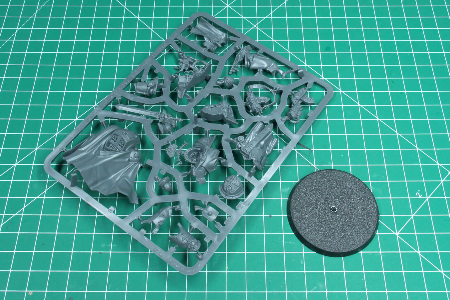Warhammer 40,000 – Dark Angels Grand Master of the Deathwing Belial ...