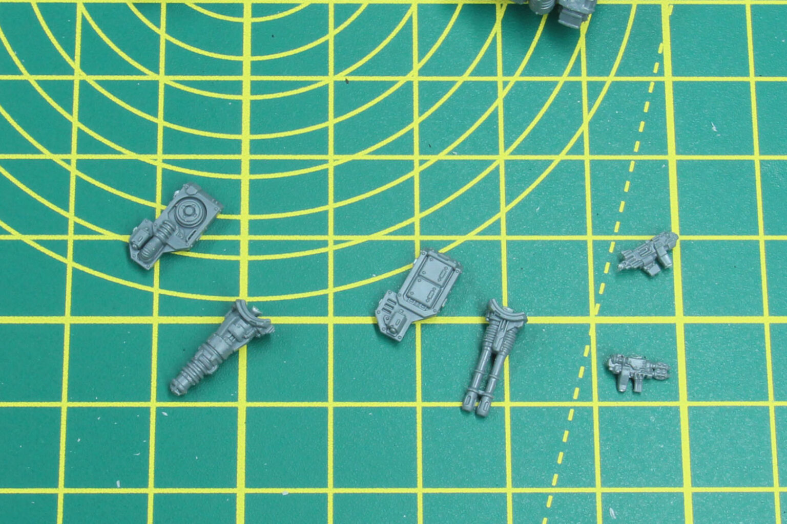 Legions Imperialis – Legiones Astartes Sabre Strike Tank Squadron ...