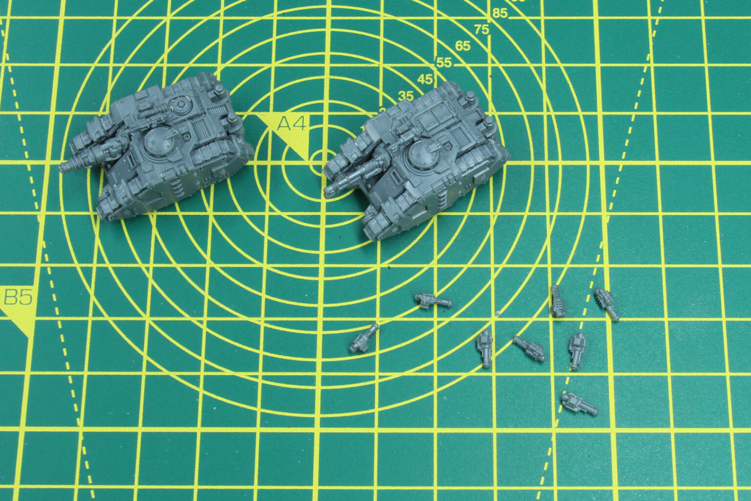 Legions Imperialis – Legiones Astartes Sabre Strike Tank Squadron ...