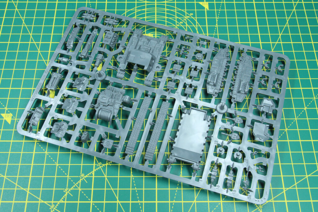 Legions Imperialis – Solar Auxilia Shadowswords, Stormblades and ...