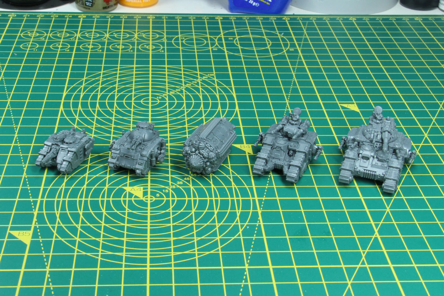 Legions Imperialis – Legiones Astartes Sabre Strike Tank Squadron ...