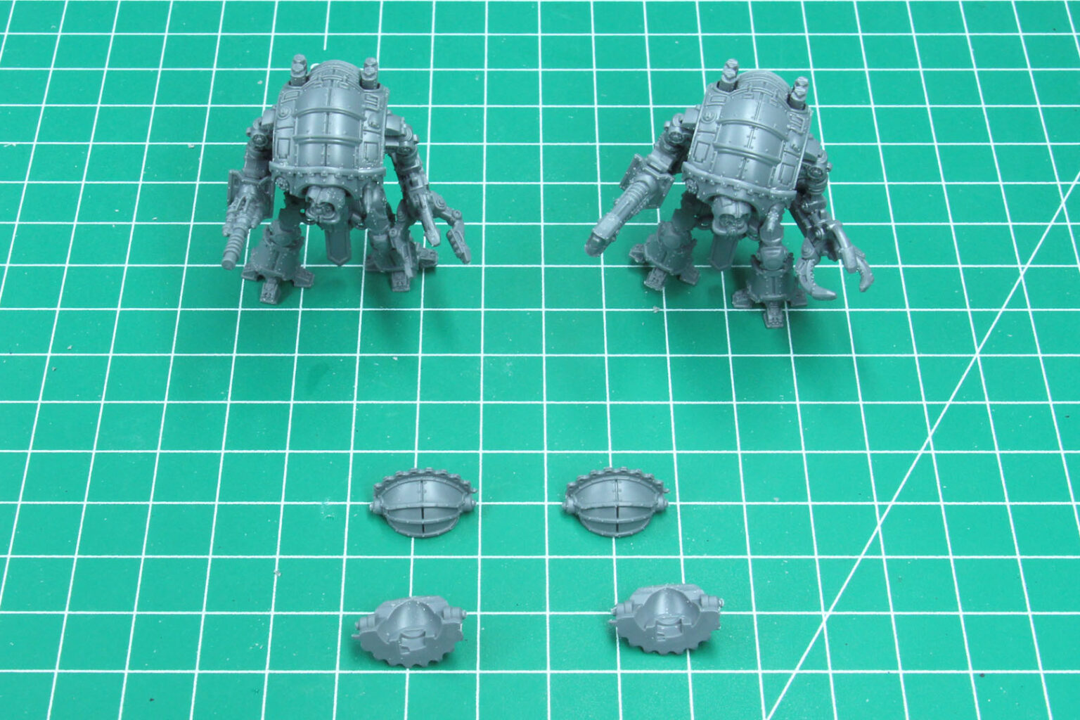 Legions Imperialis – Mechanicum Knights Magaera/Styrix « chaosbunker.de
