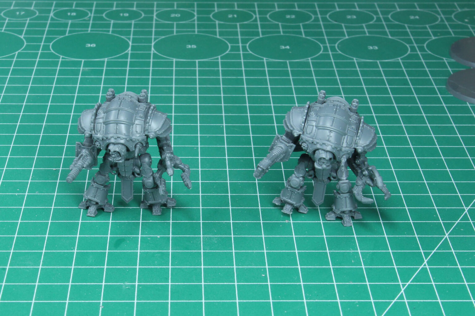Legions Imperialis – Mechanicum Knights Magaera/Styrix « chaosbunker.de