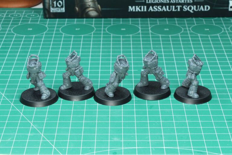 Horus Heresy – Legiones Astartes Mk II Assault Squad « chaosbunker.de